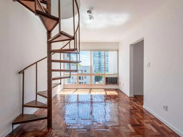 Cobertura para Venda em Porto Alegre/RS Cristal 2 Quartos