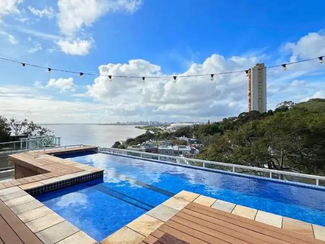 Cobertura para Venda em Porto Alegre/RS Cristal 3 Quartos