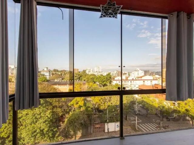 Cobertura para Venda em Porto Alegre/RS Cristal 3 Quartos