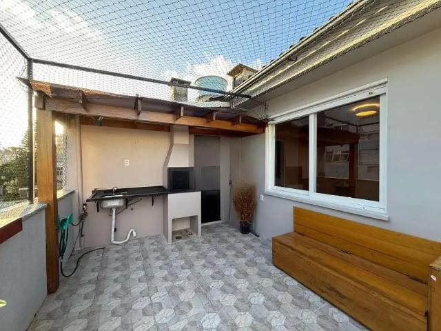 Cobertura para Venda em Porto Alegre/RS Passo da Areia 2 Quartos