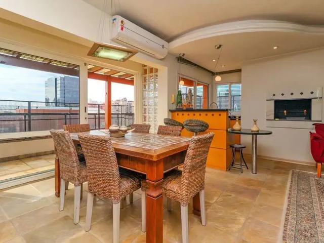 Cobertura para Venda em Porto Alegre/RS Passo da Areia 3 Quartos