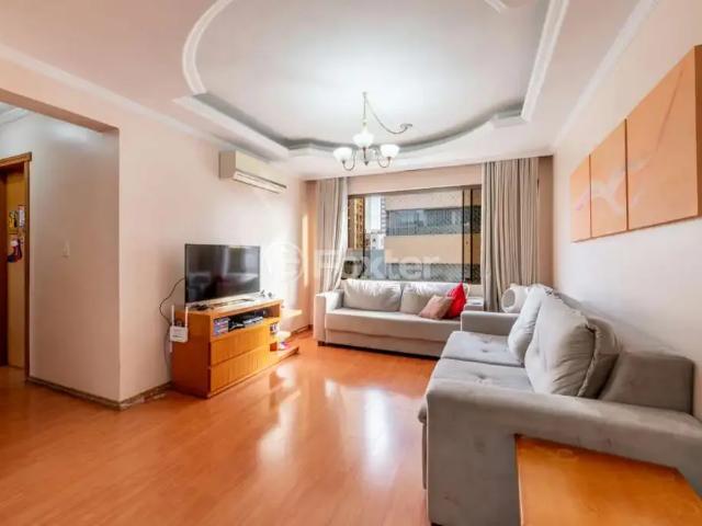 Cobertura para Venda em Porto Alegre/RS Passo da Areia 3 Quartos
