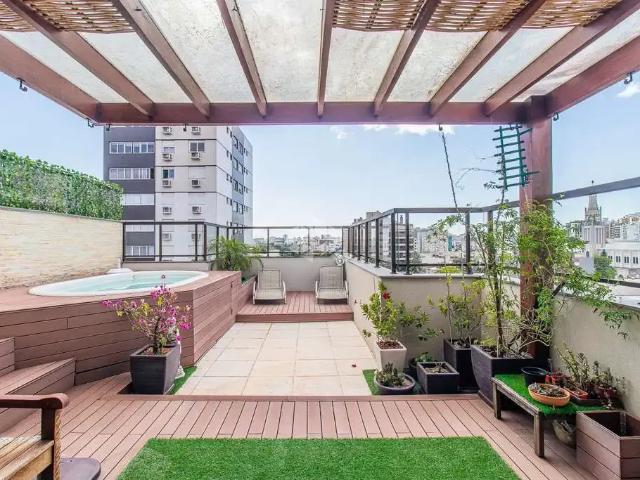Cobertura para Venda em Porto Alegre/RS Rio Branco 3 Quartos