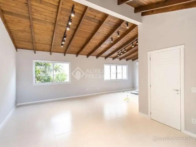 Cobertura para Venda em Porto Alegre/RS Santo Antônio 2 Quartos