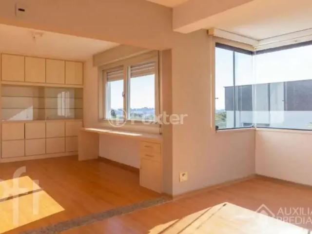 Cobertura para Venda em Porto Alegre/RS Santo Antônio 3 Quartos
