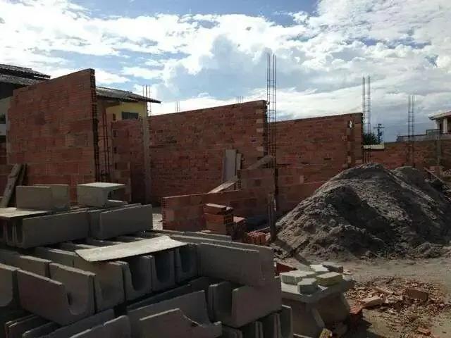 Cobertura para Venda em Porto Seguro/BA Praia De Taperapuan 2 Quartos