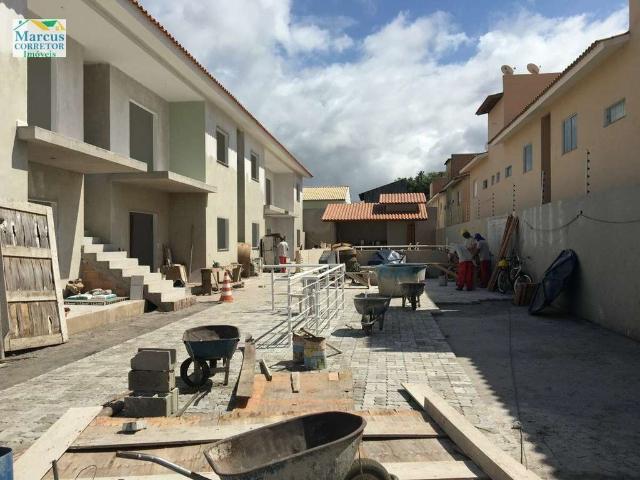Cobertura para Venda em Porto Seguro/BA Praia De Taperapuan 2 Quartos
