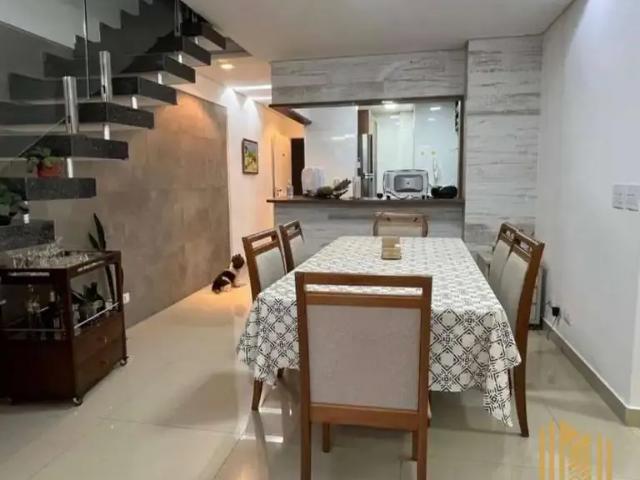 Cobertura para Venda em Pouso Alegre/MG Bairro de Fátima 4 Quartos