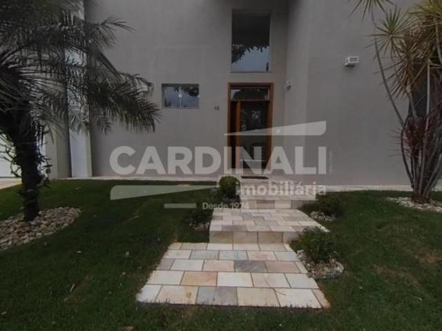Cobertura para venda em Residencial Samambaia de 280.00m² com 3 Quartos, 1 Suite e 2 Garagens