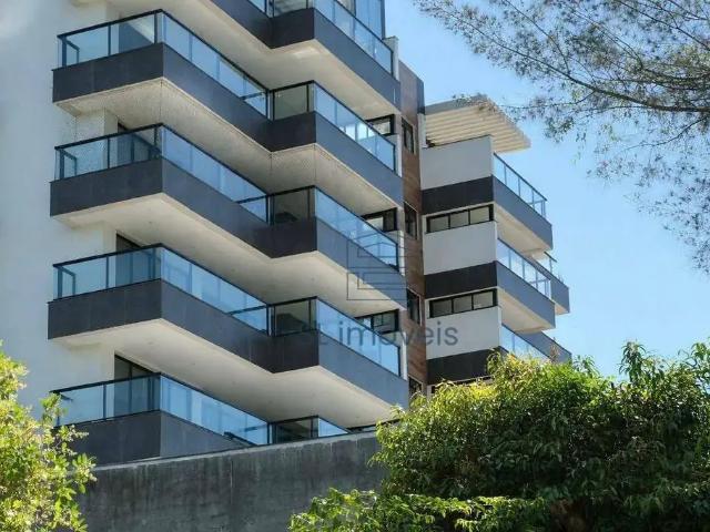 Cobertura para Venda em Rio das Ostras/RJ Colinas 4 Quartos