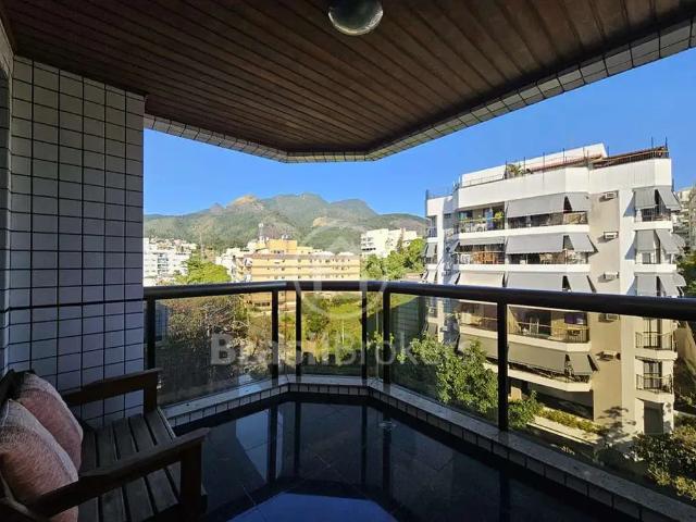 Cobertura para Venda em Rio de Janeiro/RJ Freguesia Jacarepaguá 4 Quartos