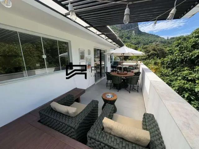 Cobertura para Venda em Rio de Janeiro/RJ Joá 2 Quartos