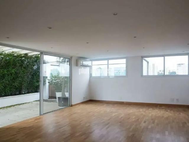 Cobertura para Venda em São Paulo/SP Vila Madalena 3 Quartos
