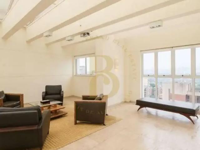 Cobertura para Venda em São Paulo/SP Vila Nova Conceição 4 Quartos