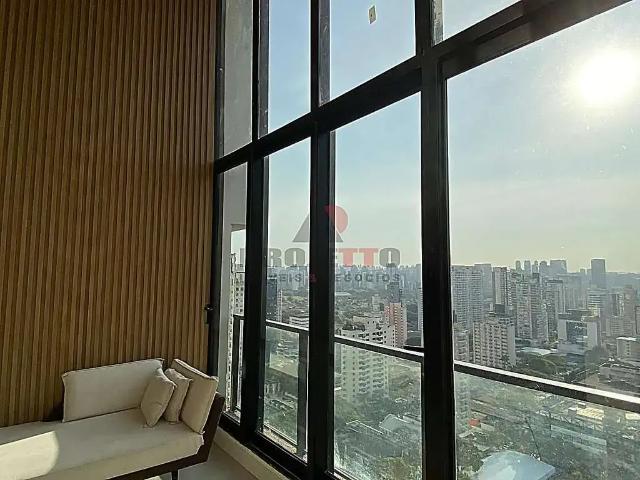 Cobertura para Venda em São Paulo/SP Vila Olímpia 3 Quartos