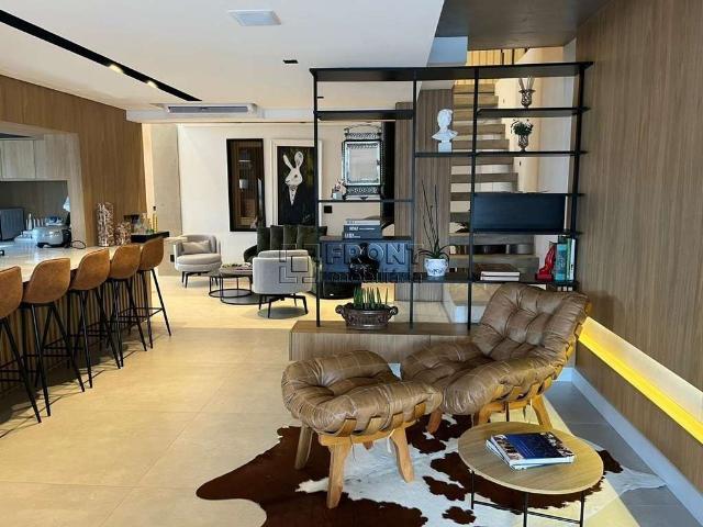 Cobertura para Venda em São Paulo/SP Vila Olímpia 3 Quartos