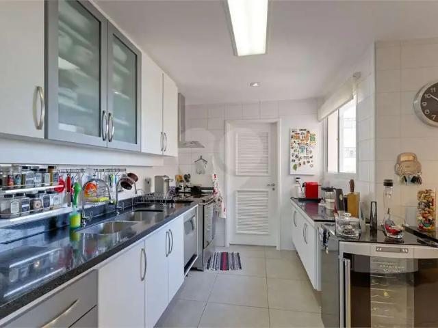 Cobertura para Venda em São Paulo/SP Alto da Boa Vista 4 Quartos