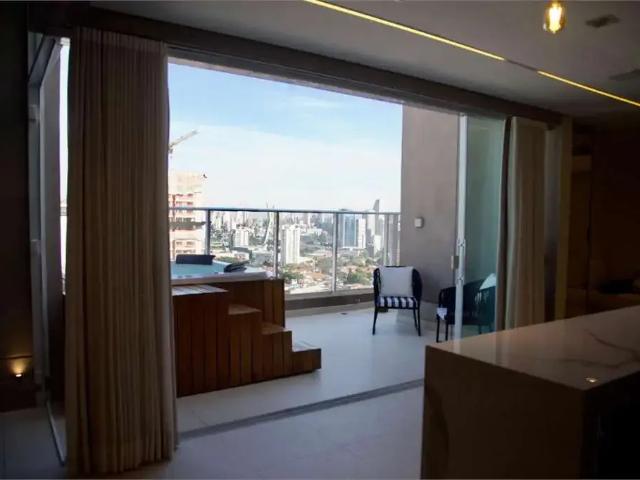 Cobertura para Venda em São Paulo/SP Brooklin 2 Quartos