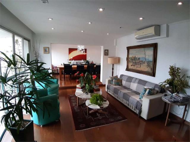 Cobertura para Venda em São Paulo/SP Brooklin Paulista 4 Quartos