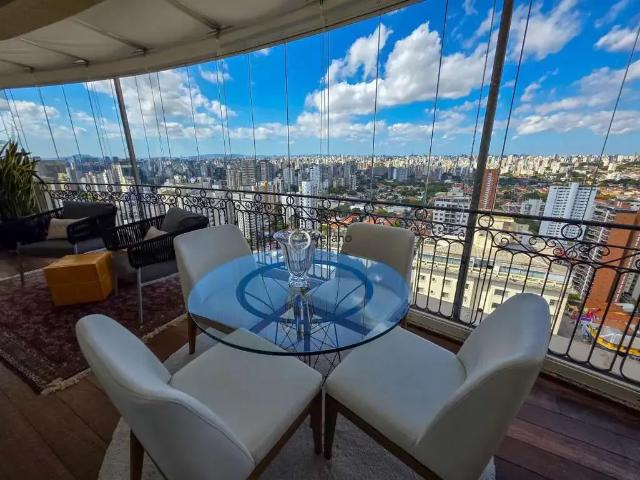 Cobertura para Venda em São Paulo/SP Campo Belo