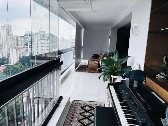 Cobertura para Venda em São Paulo/SP Campo Belo 6 Quartos