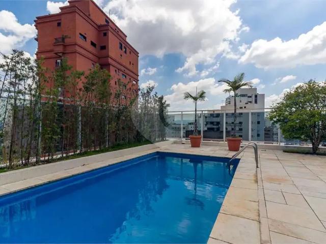Cobertura para Venda em São Paulo/SP Higienópolis 5 Quartos