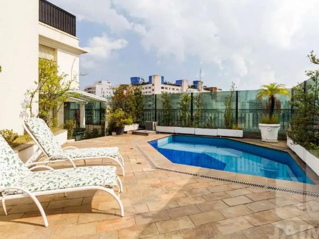 Cobertura para Venda em São Paulo/SP Higienópolis 5 Quartos