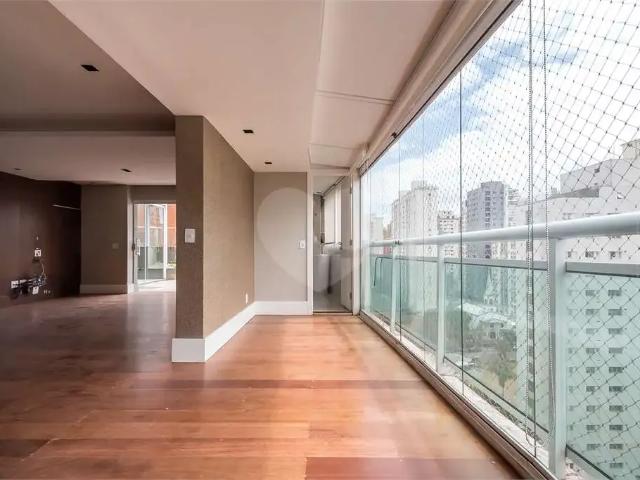 Cobertura para Venda em São Paulo/SP Moema 4 Quartos