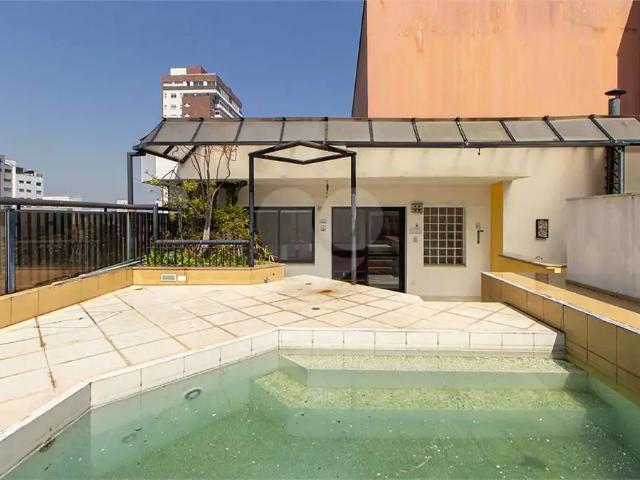 Cobertura para Venda em São Paulo/SP Moema 2 Quartos