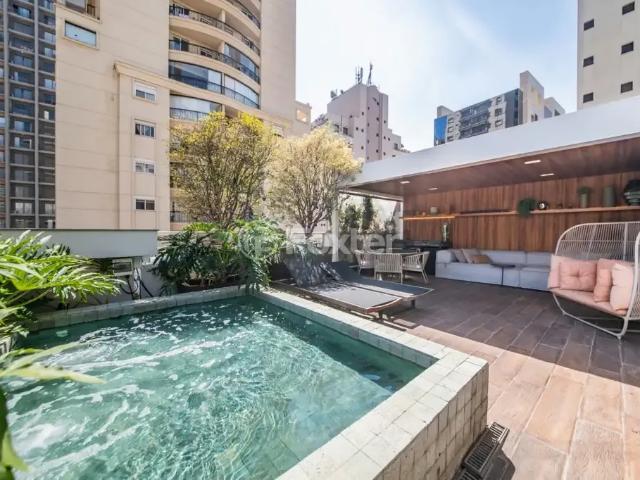 Cobertura para Venda em São Paulo/SP Moema 2 Quartos