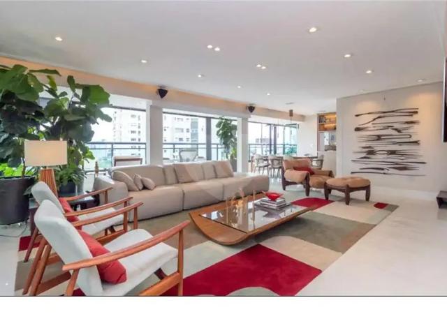 Cobertura para Venda em São Paulo/SP Moema 3 Quartos
