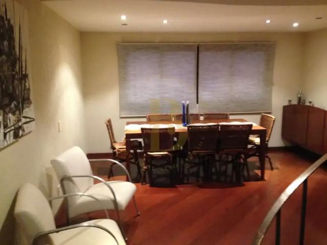 Cobertura para Venda em São Paulo/SP Moema 3 Quartos