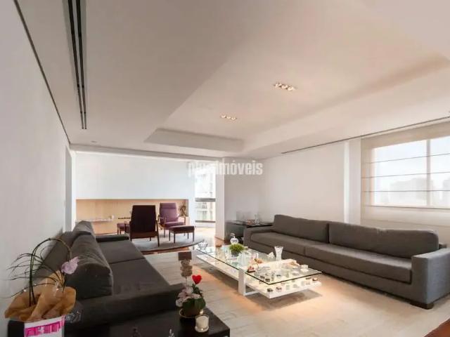 Cobertura para Venda em São Paulo/SP Moema 3 Quartos
