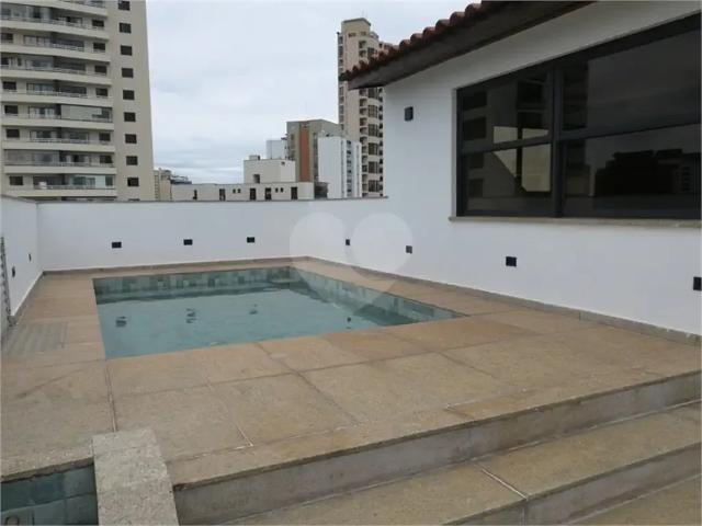 Cobertura para Venda em São Paulo/SP Morumbi 4 Quartos