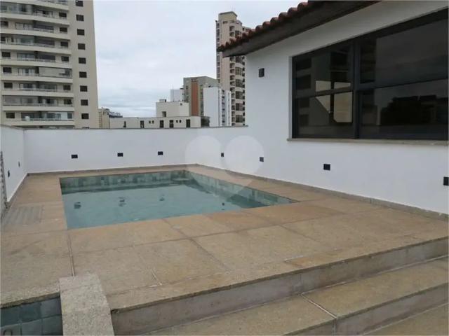 Cobertura para Venda em São Paulo/SP Morumbi 4 Quartos