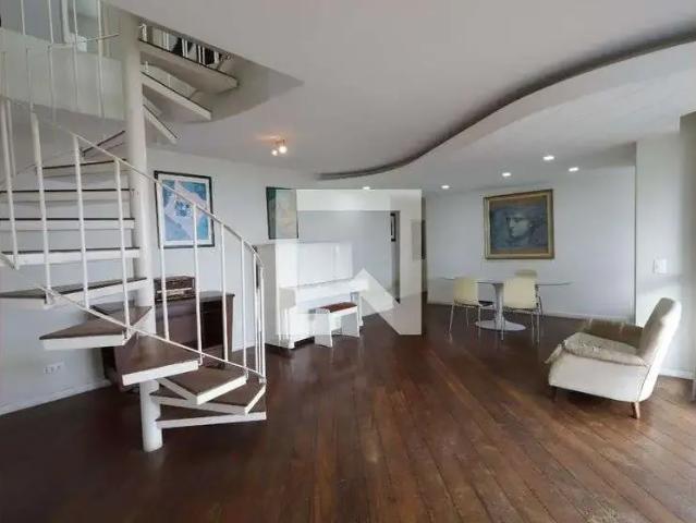 Cobertura para Venda em São Paulo/SP Panamby 5 Quartos