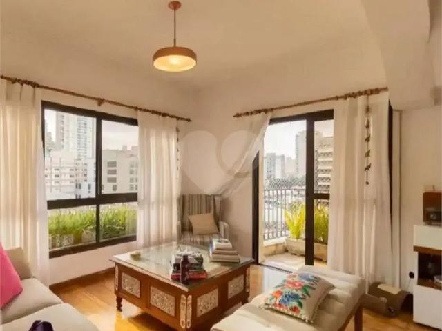 Cobertura para Venda em São Paulo/SP Paraíso 4 Quartos