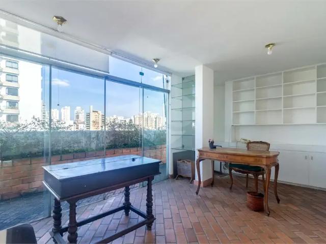 Cobertura para Venda em São Paulo/SP Real Parque 3 Quartos