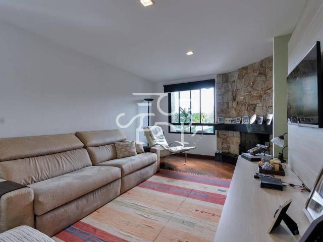 Apartamento para venda e aluguel em Santa Cecília em São Paulo São Paulo de 280.00m² com 3 Quartos, 3 Suítes e 3 Garagens