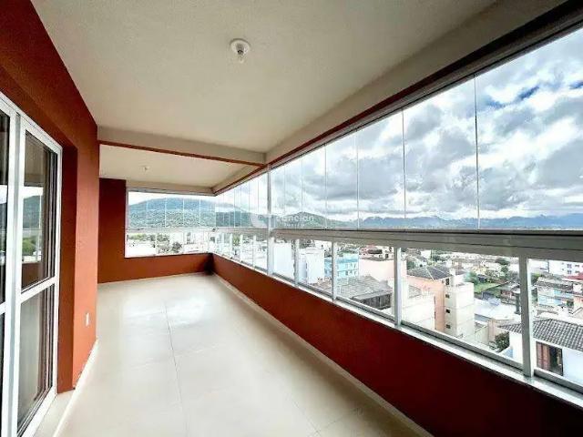 Cobertura para Venda em Santa Maria/RS Camobi 3 Quartos