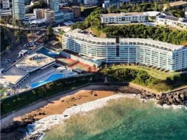 Cobertura para Venda em Salvador/BA Barra 3 Quartos