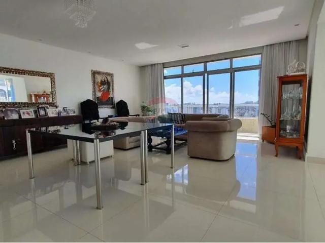 Cobertura para Venda em Salvador/BA Graça 3 Quartos