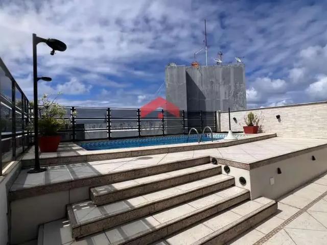 Cobertura para Venda em Salvador/BA Pituba 5 Quartos