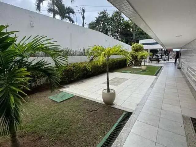 Cobertura para Venda em Salvador/BA Stiep 4 Quartos