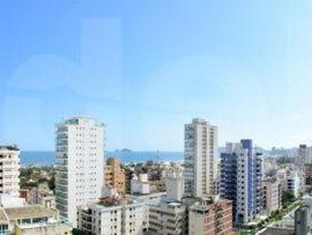 Cobertura para venda na praia da Enseada em Guarujá