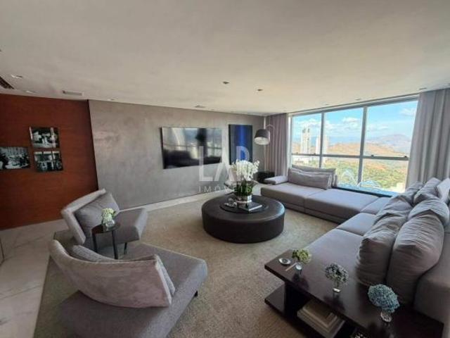 Cobertura para venda no Vila da Serra com Piscina, 358 m² R$ 7.500.000,00