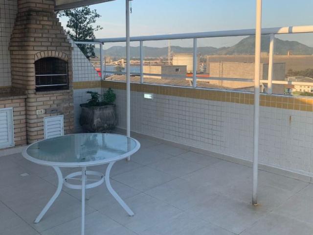 Cobertura para Venda/Aluguel com 2 quartos, 111 m² por R$ 780.000