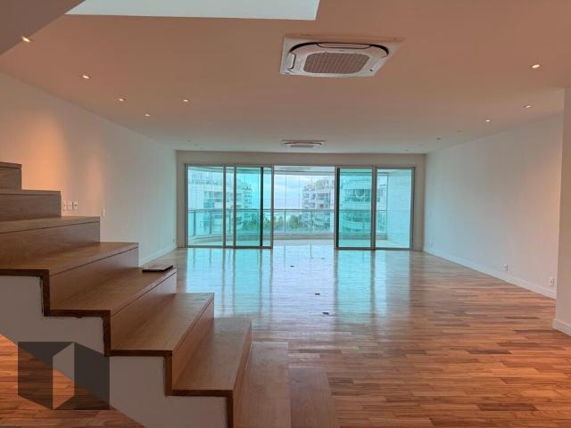 Cobertura para Aluguel com 5 quartos, 575 m² por R$ 50.000
