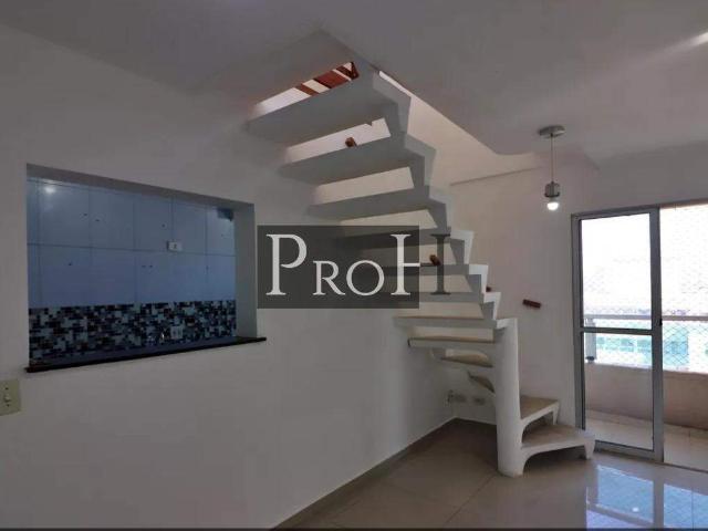 Cobertura para Aluguel com 2 quartos, 116 m² por R$ 2.900