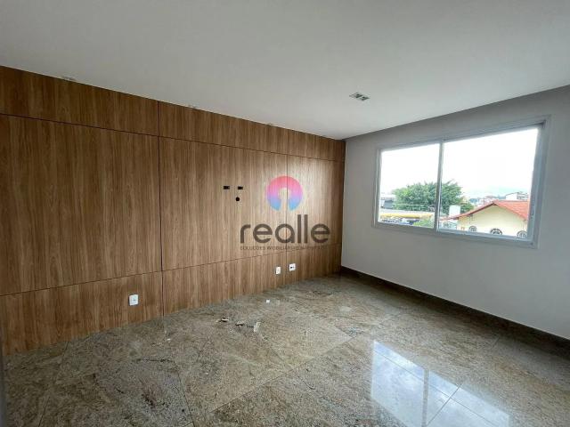 Cobertura para Aluguel com 3 quartos, 158 m² por R$ 4.200